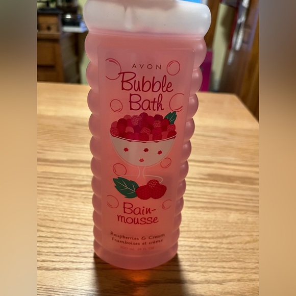 Avon | Bath & Body | Avon Bain Mousse Raspberries Cream Bubble Bath ...